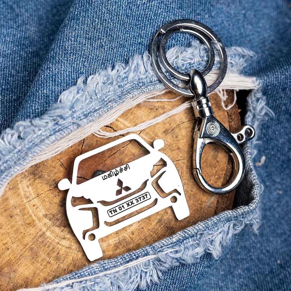 Personalized Car keychain for Mitsubishi Pajero Sport Keychain